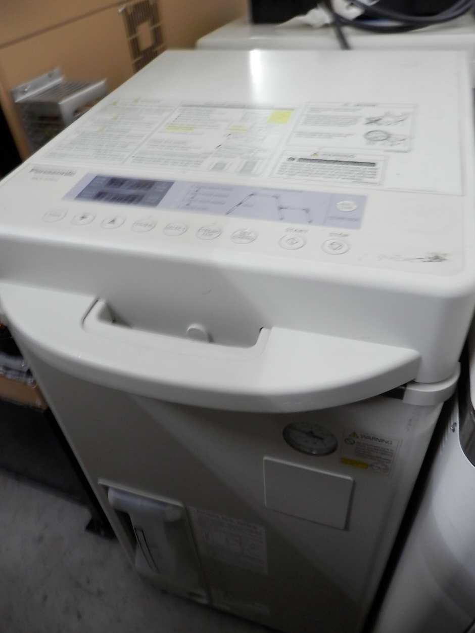 Autoclaves: Panasonic MLS-3781L Autoclave