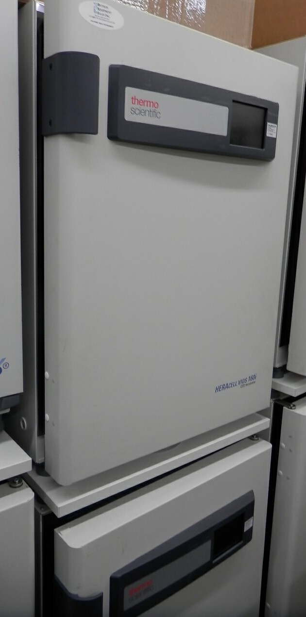 Incubators: Thermo HERAcell Vios 160i Double-Stack CO2 Incubator